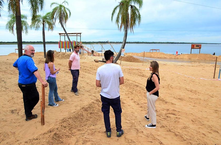 Refularán más de 600 metros cúbicos de arena en la playa municipal ...